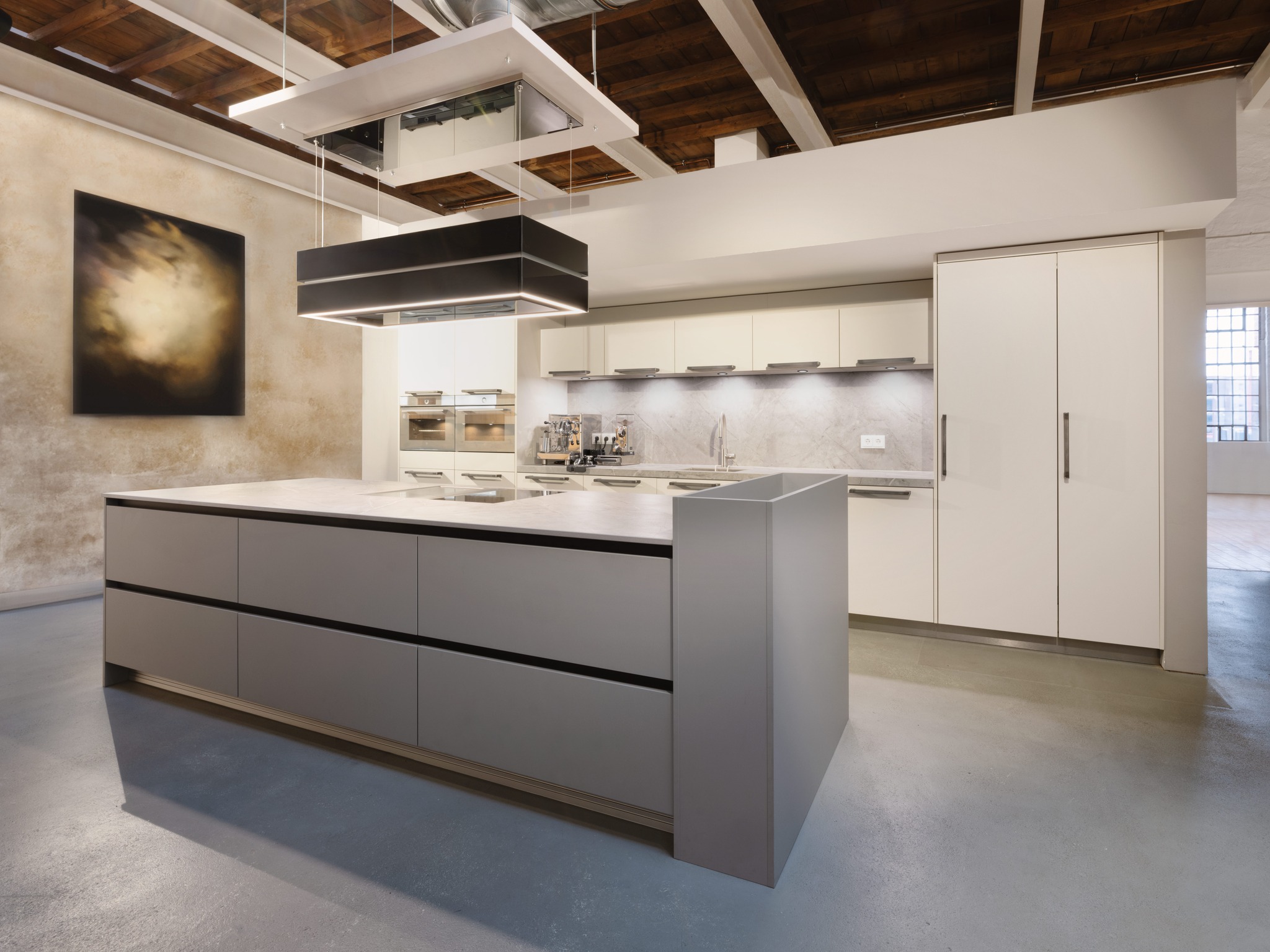 Modern Two-Tone Kitchens by Perzl Design